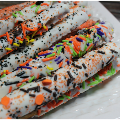 Halloween Candied Pretzel Sticks