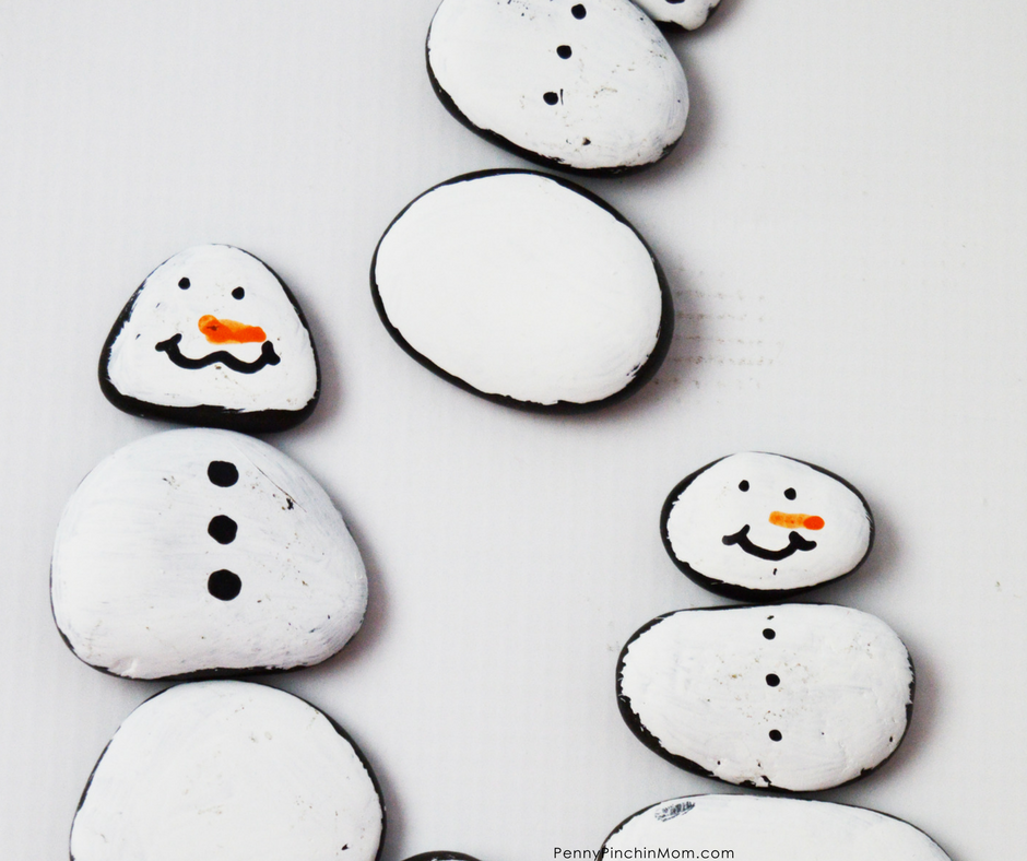DIY Stackable Snowmen - Penny Pinchin' Mom